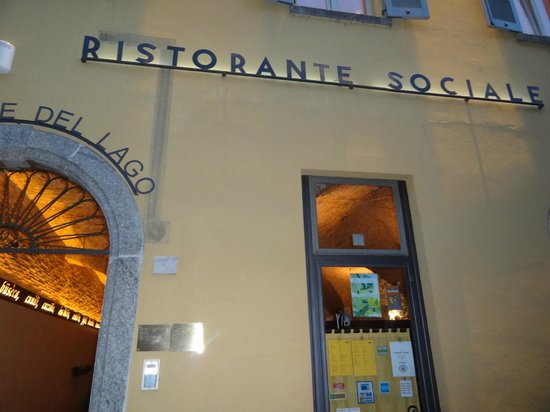 RISTORANTE SOCIALE, Como , via Rodari – LUOGHI del LARIO e oltre
