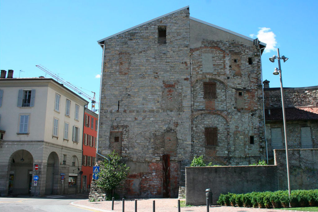 LUOGHI del LARIO e oltre … – “Forse la verità dipende da una ...